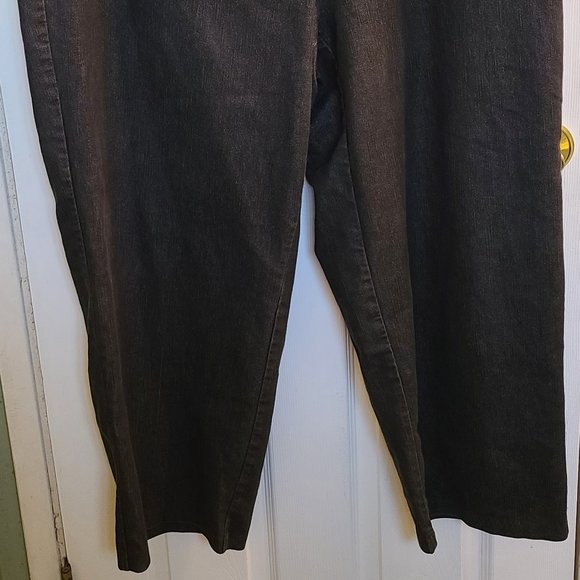 Avenue | Jeans | Plus Size Avenue Brand Wide Leg Jeans Size 24 | Poshmark